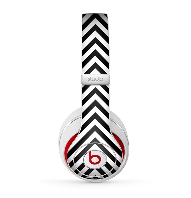 The Black & White Sharp Chevron Pattern Skin for the Beats by Dre Stud ...