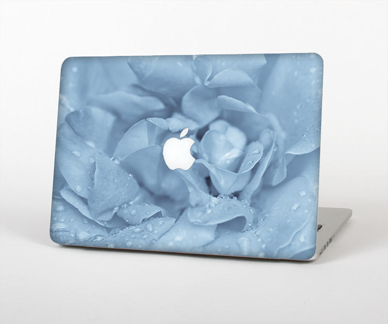 The Drenched Blue Rose Skin Set for the Apple MacBook Pro 15" with Ret ...