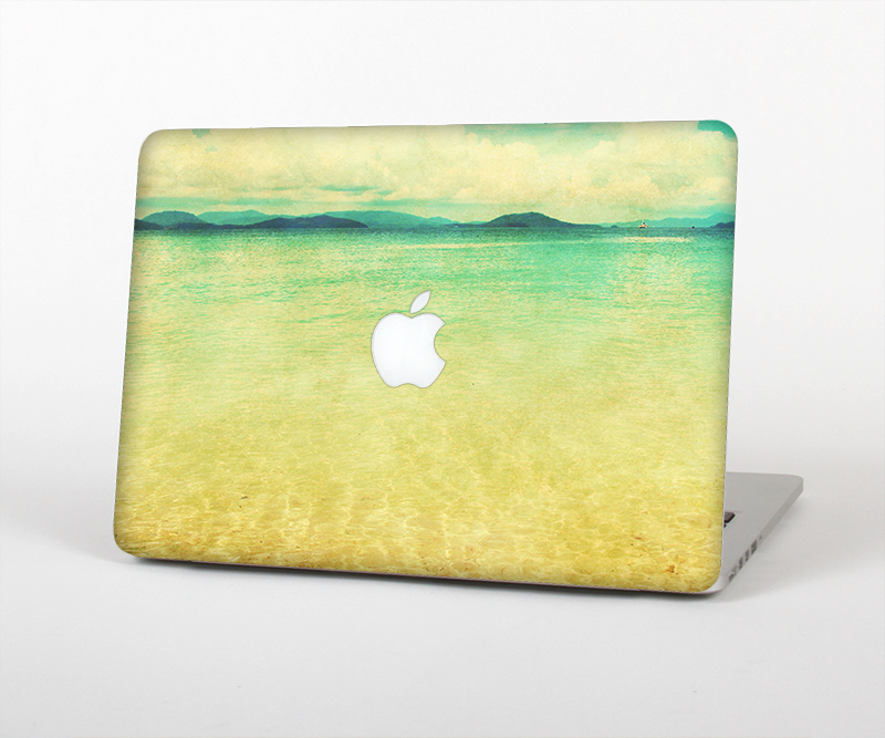 The Vintage Vibrant Beach Scene Skin Set for the Apple MacBook Pro 15 ...