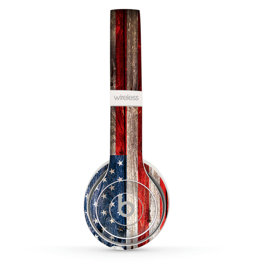 The Wooden Grungy American Flag Skin Set for the Beats by Dre Solo 2 W ...